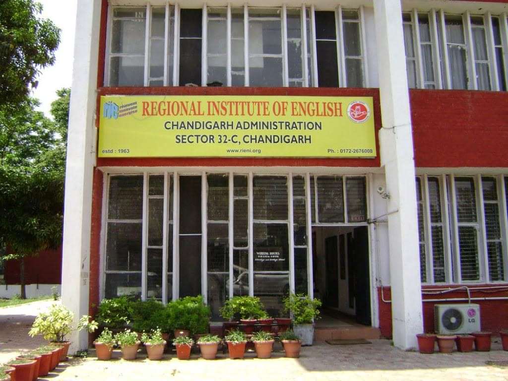 Regional Institute of English, Chandigarh - Course List & Fee Structure 2025