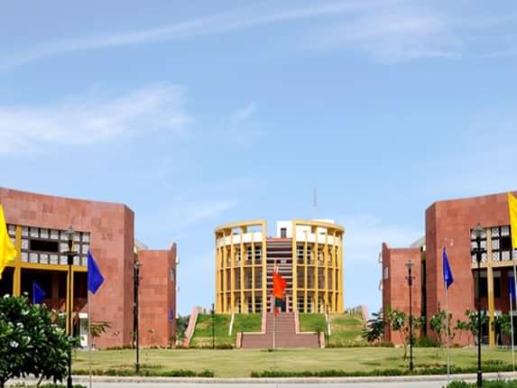 JK Lakshmipat University - (JKLU), Jaipur - 2024 Admission, Fees & Reviews
