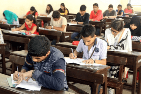 CBSE Class 12 Physics Topper Answer Sheet Download PDF for 2025 Practice | CollegeDekho