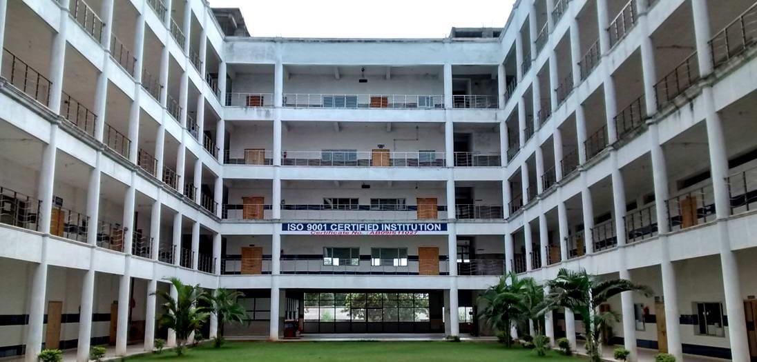 MCA TECHSPARK 2025 | SRK Institute of Technology