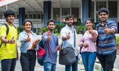 NEET vs JEE: Which is Better? Difficulty Level, Differences | CollegeDekho