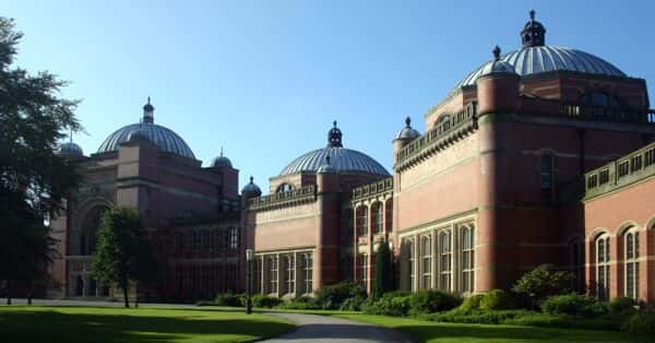 University of Birmingham (UK) Launches Language Course for India’s ...